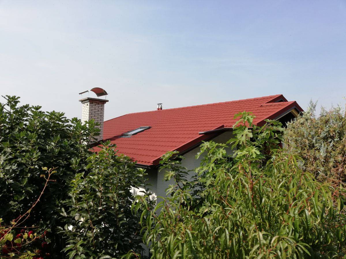 Referenčna streha: Enodružinska hiša, Slovenia - Stavbno kleparstvo ...